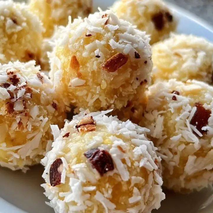 Pineapple Christmas Balls - Cooking Leader